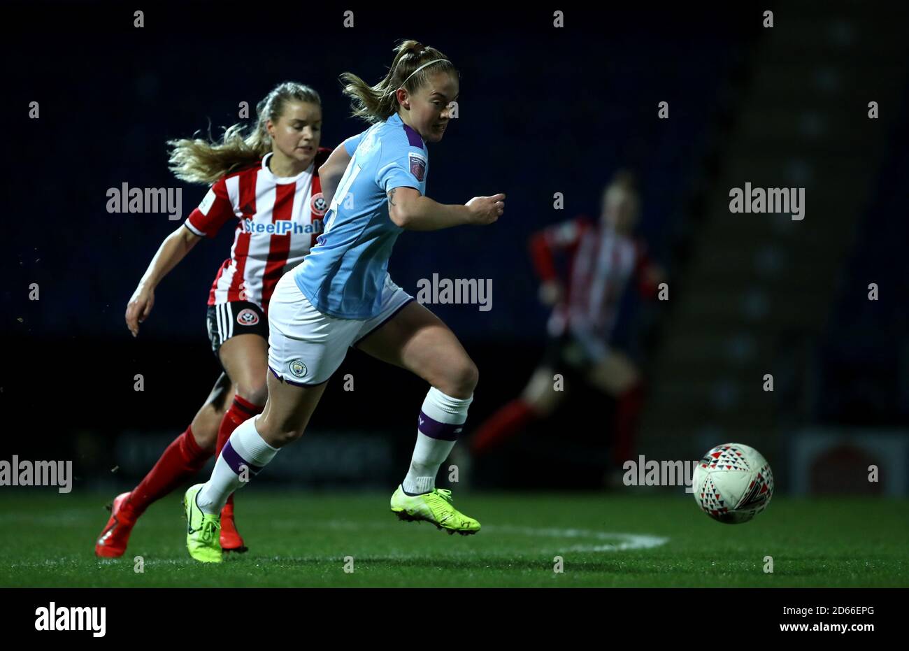 Manchester City's Keira Walsh on the ball Stock Photo - Alamy