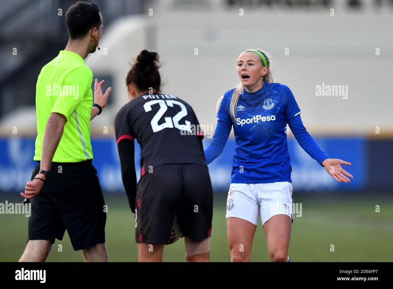 Everton’'s Chloe Kelly reacts Stock Photo - Alamy