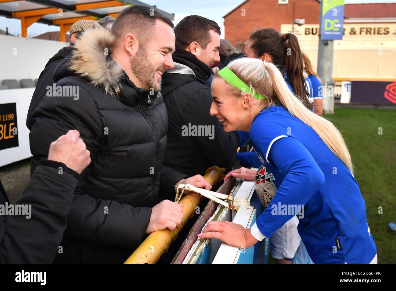 Everton’'s Chloe Kelly meets supporters after the final whistle Stock ...