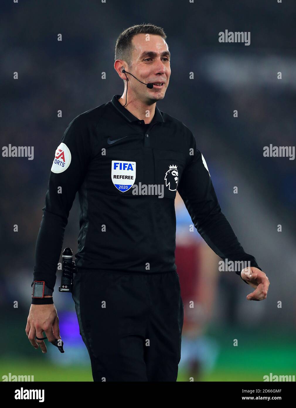 David coote premier league hi-res stock photography and images - Alamy