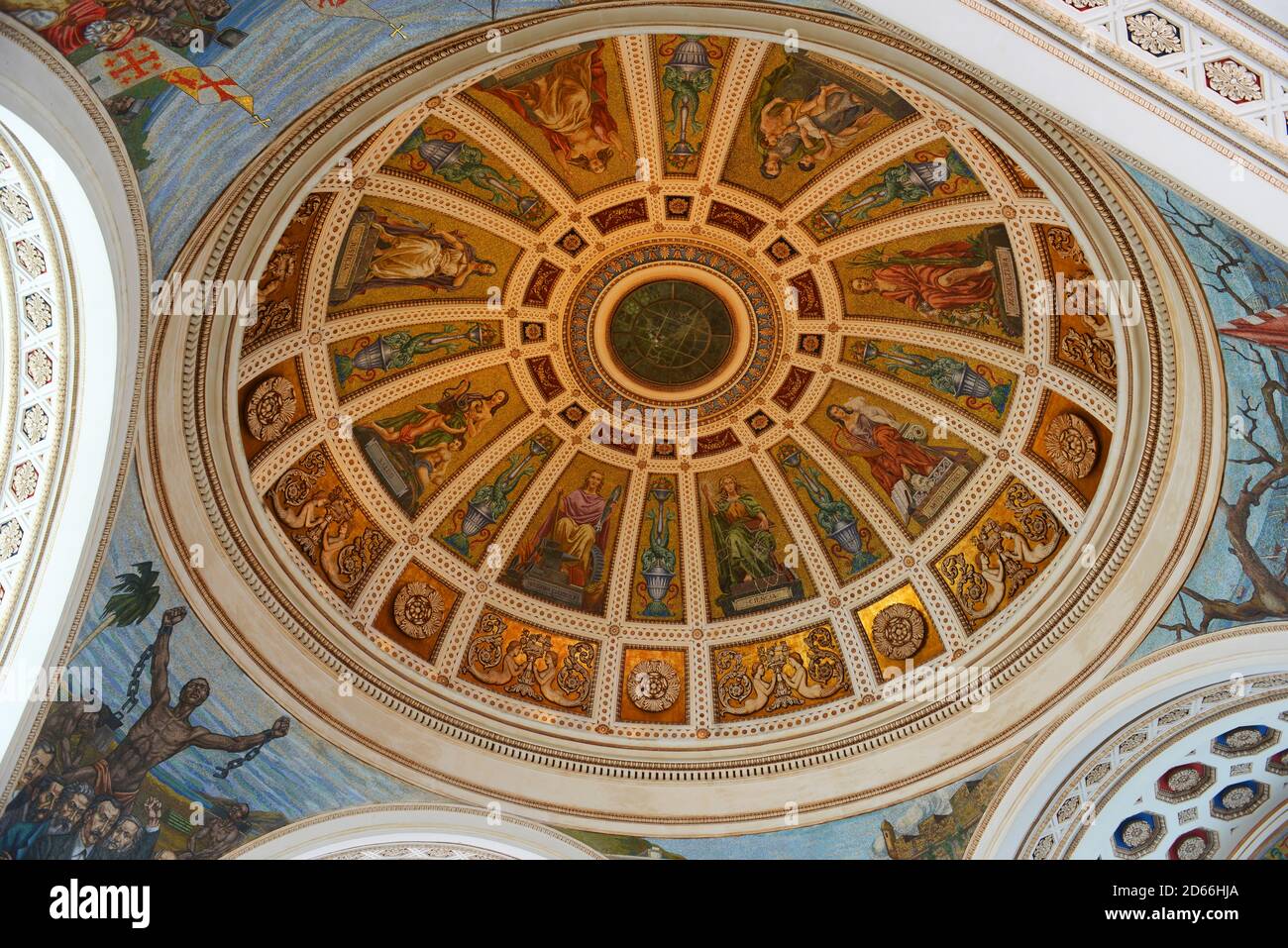 Rotunda of Puerto Rico Capitol (Capitolio de Puerto Rico). This ...