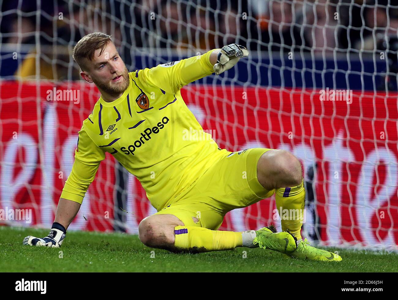 Hull City goalkeeper George Long Stock Photo - Alamy