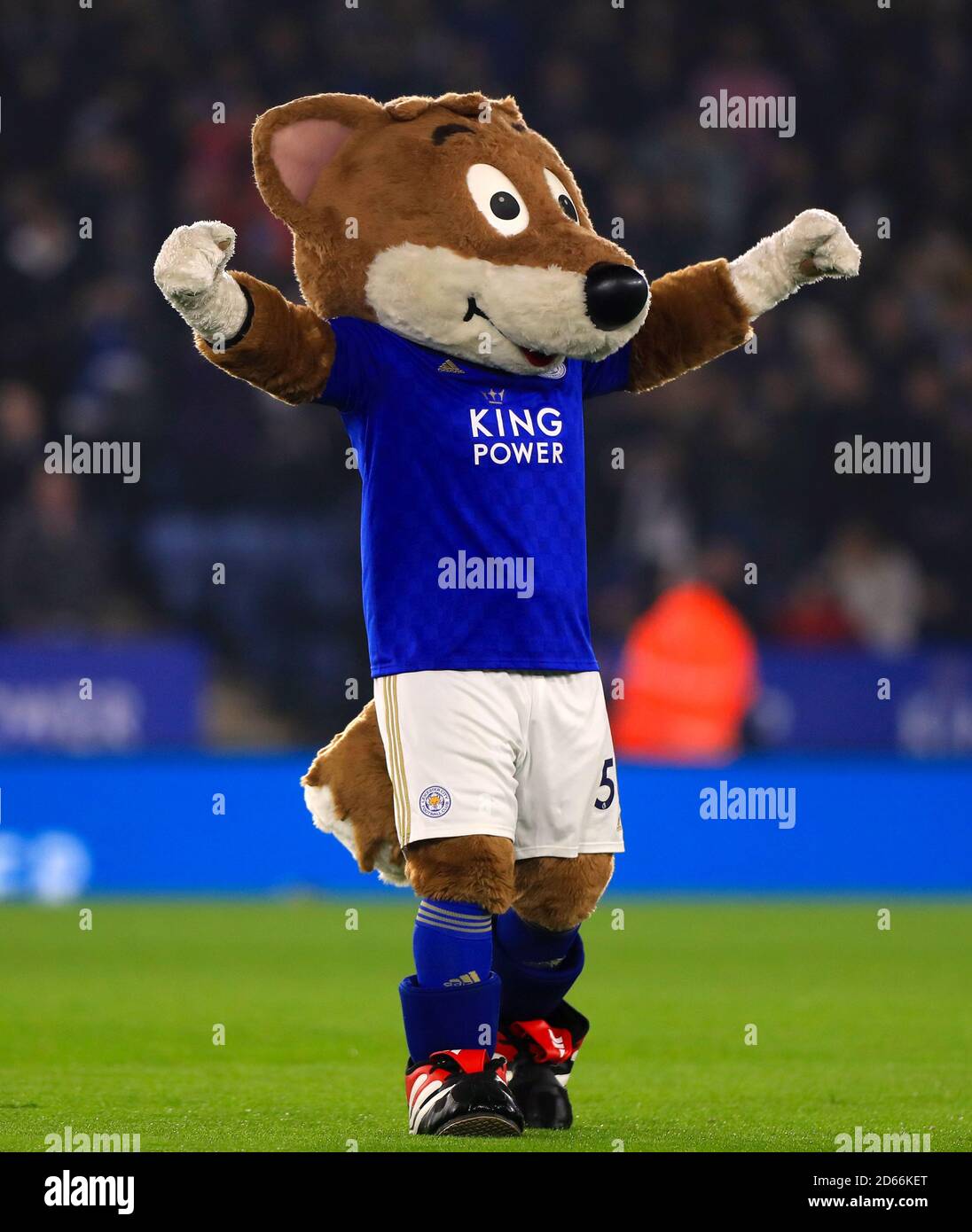 Leicester City mascot Filbert Fox Stock Photo - Alamy