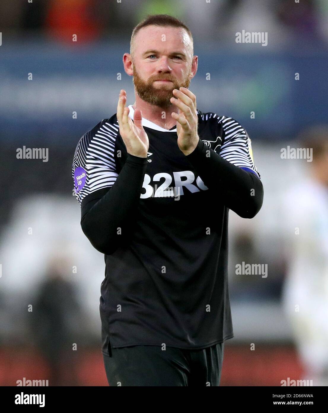 Wayne rooney derby fans hi-res stock photography and images - Alamy