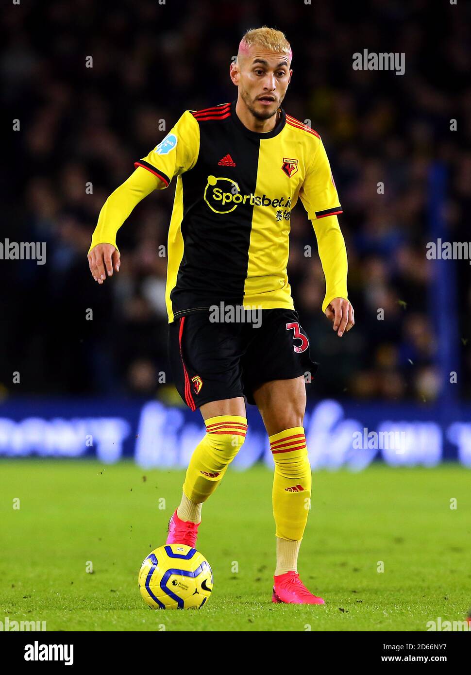 Watfordâ€™s Roberto Pereyra Stock Photo - Alamy