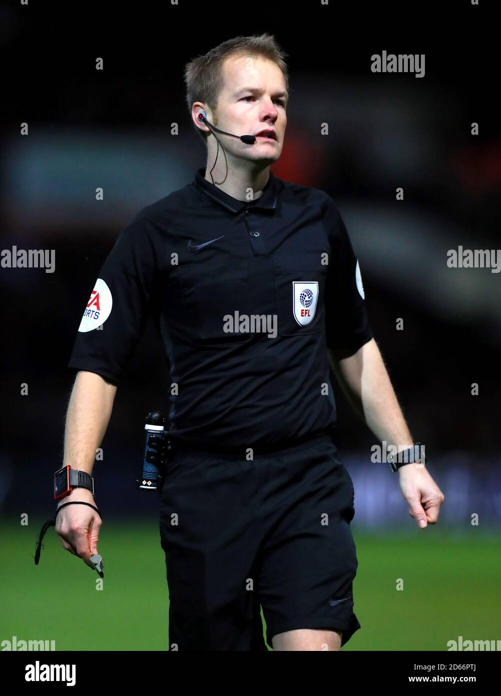 Referee Gavin Ward Stock Photo - Alamy