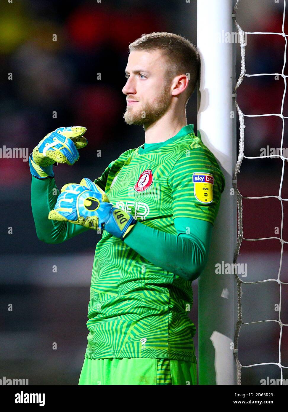 Bristol City goalkeeper Daniel Bentley Stock Photo - Alamy
