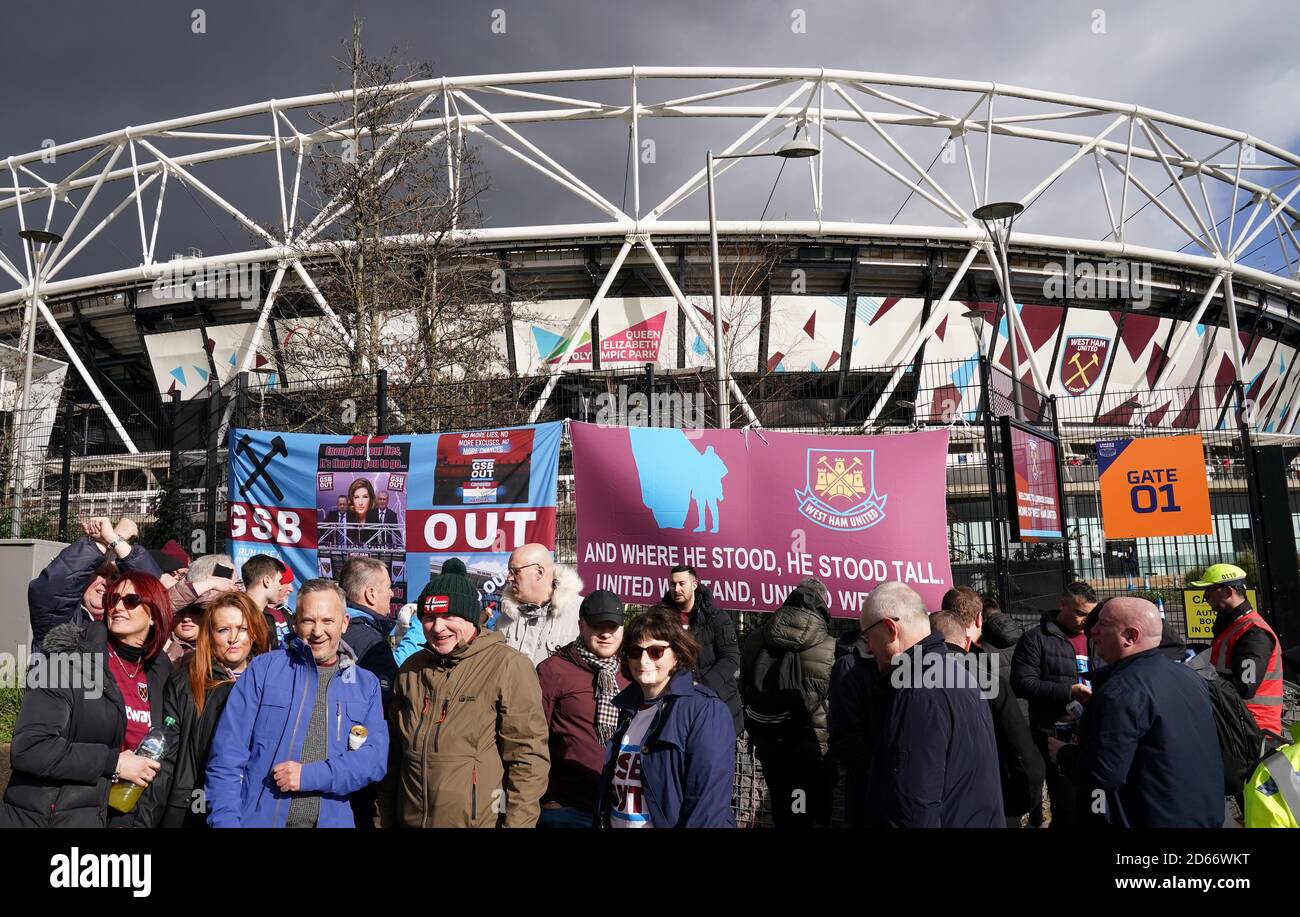West Ham United fans outside London Stadium protest the club's current ...