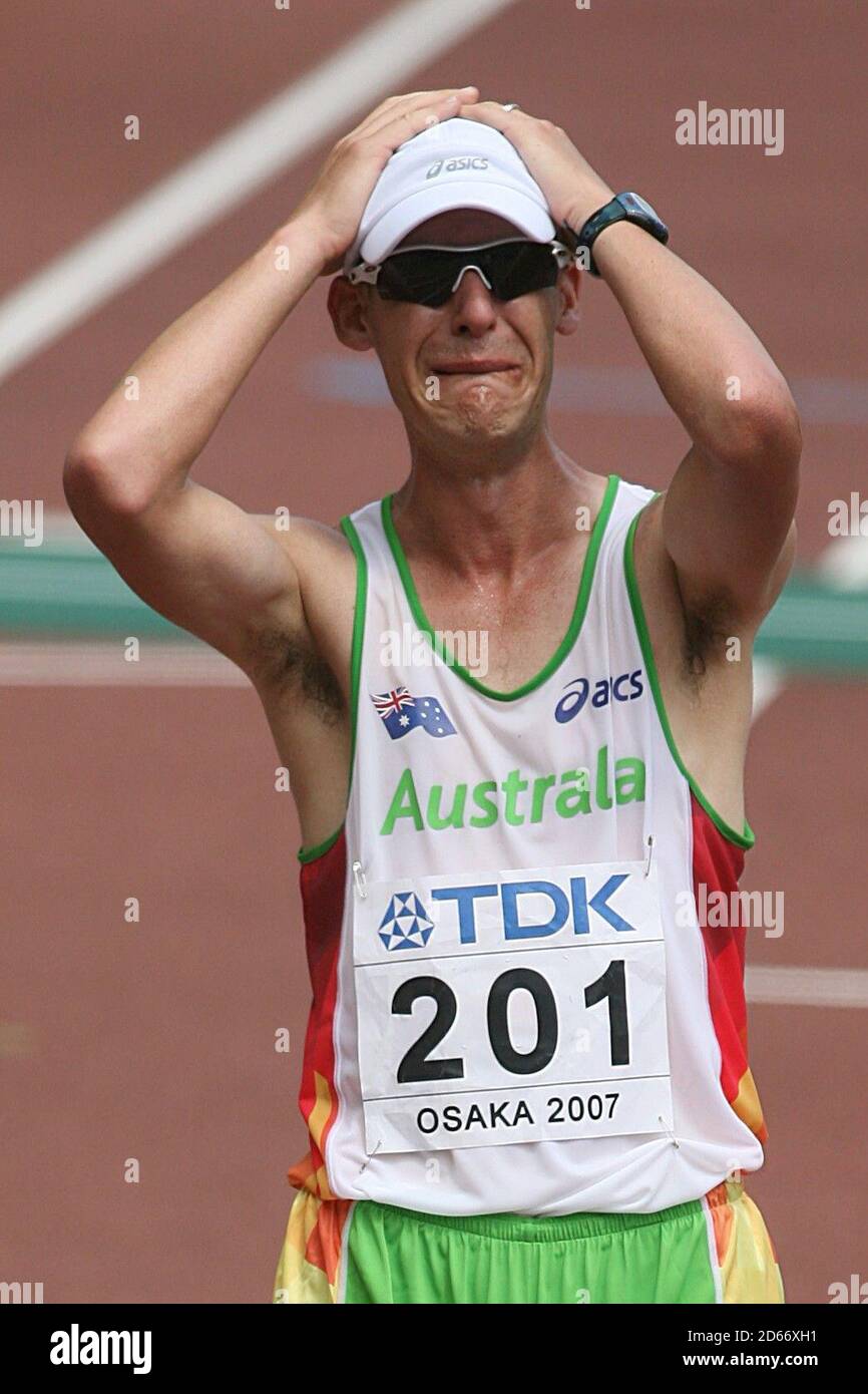 Australia's Nathan Deakes celebrates winning gold in the Men's 50 ...