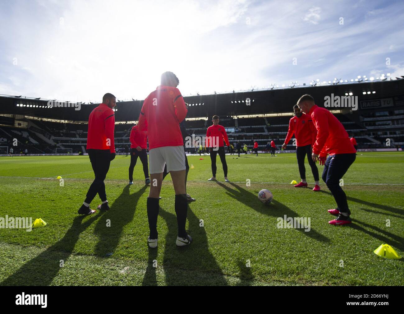 Derby county players warming up hi-res stock photography and images - Alamy
