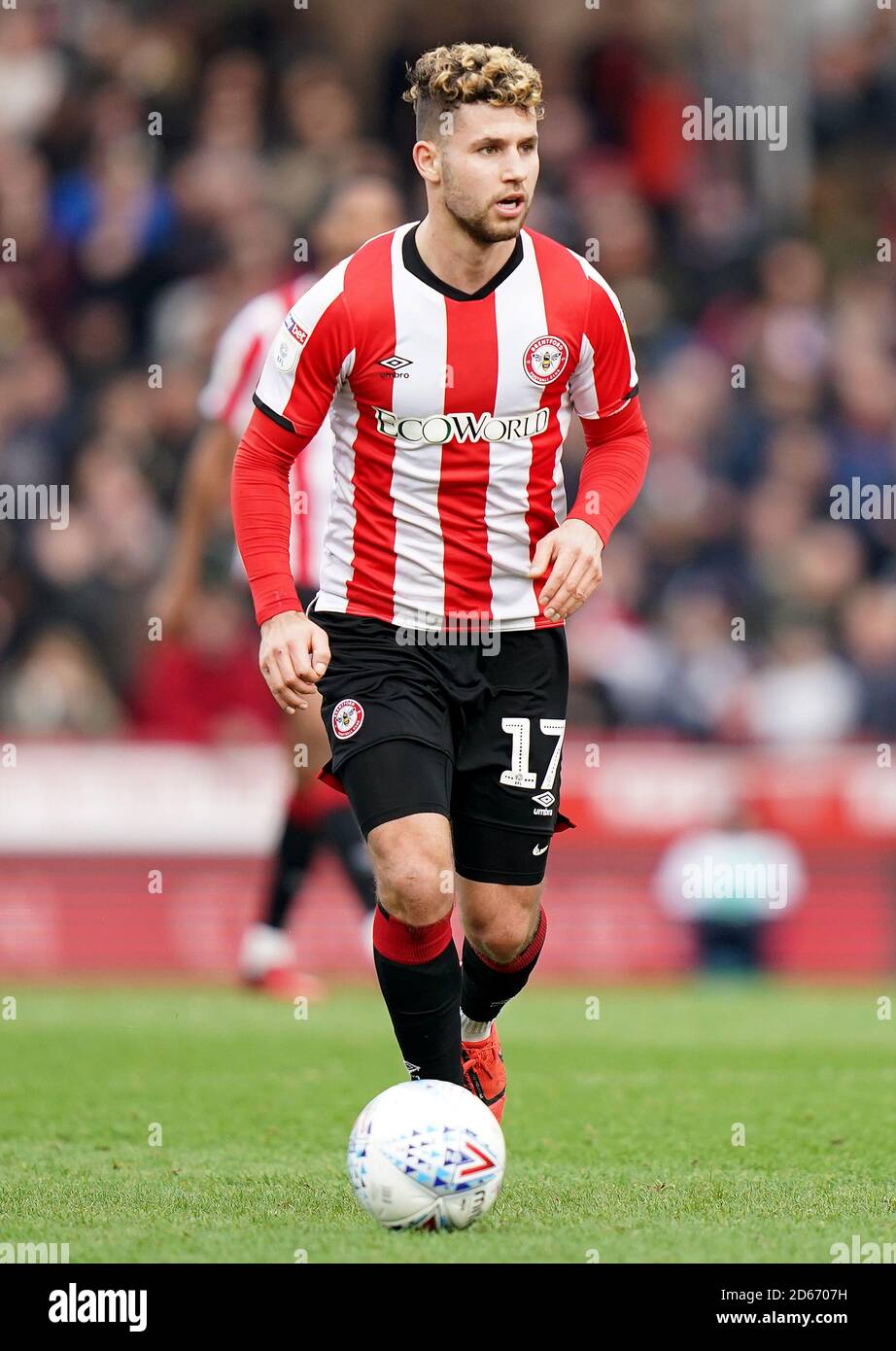 Brentford's Emiliano Marcondes Stock Photo - Alamy