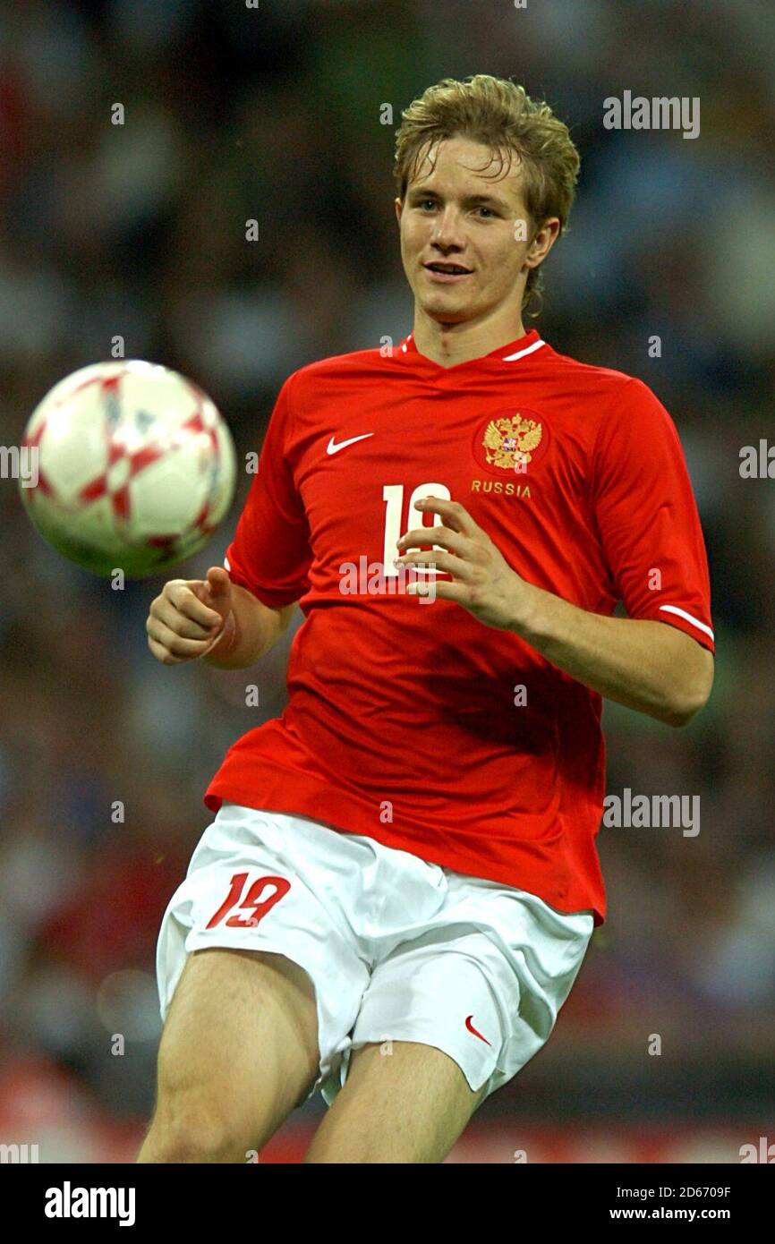 Roman pavlyuchenko hi-res stock photography and images - Alamy