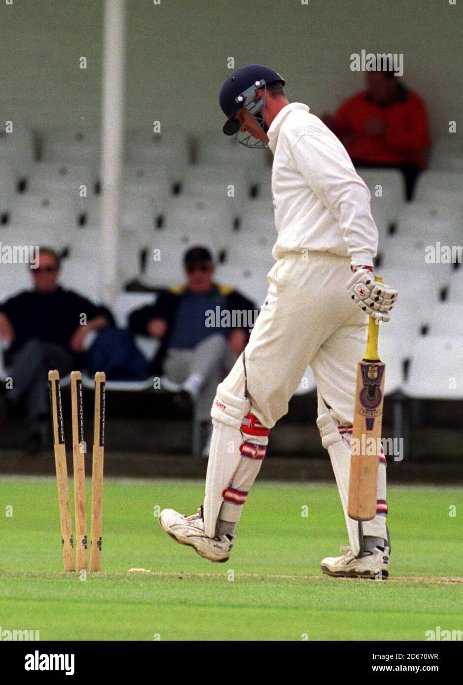 Ball hitting stumps hi-res stock photography and images - Alamy