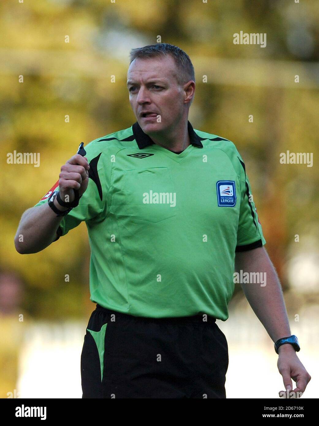 Mr T Kettle, Referee Stock Photo - Alamy