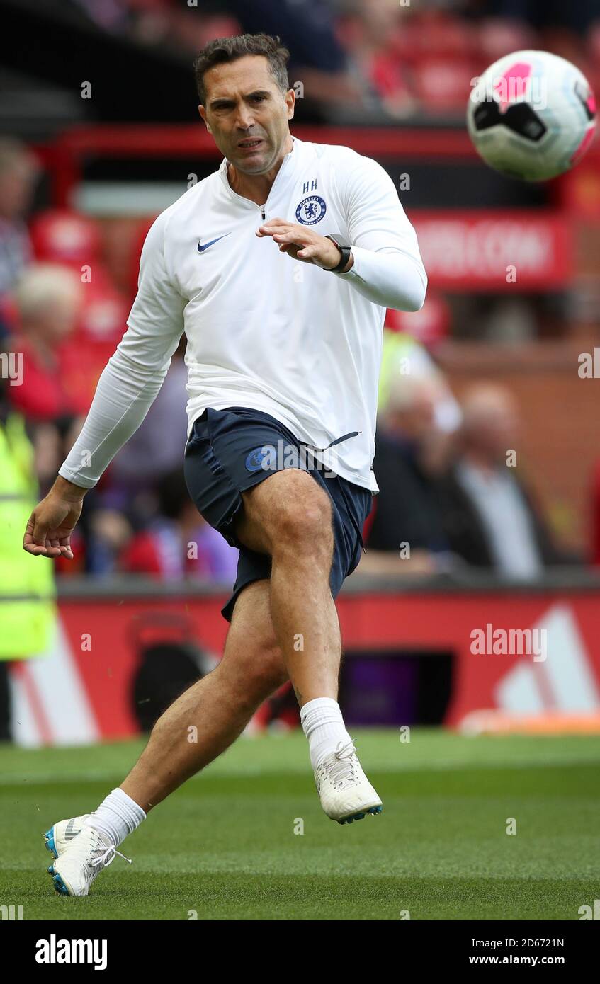 Chelsea goalkeeper coach hi-res stock photography and images - Alamy