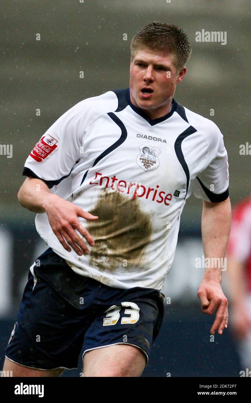 Neil mellor football hi-res stock photography and images - Alamy