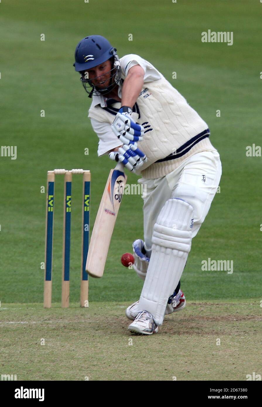 Wicket down hi-res stock photography and images - Alamy