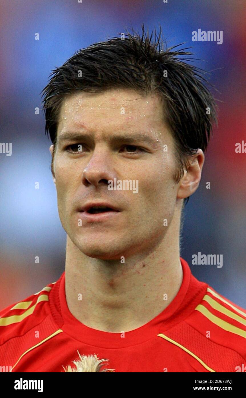 Xabi alonso hi-res stock photography and images - Alamy
