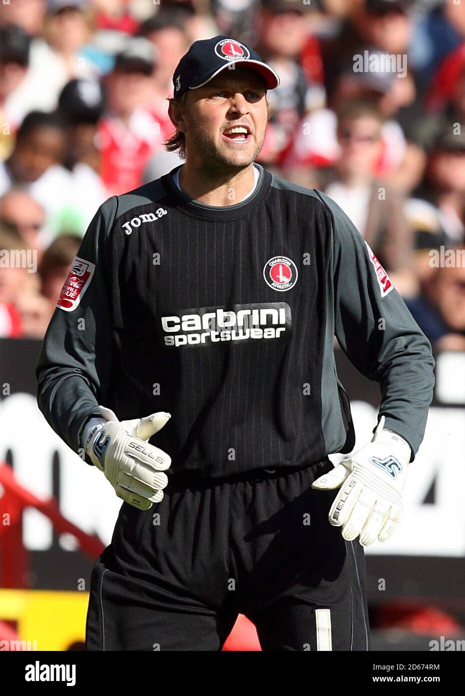 Charlton Athletic goalkeeper Nicky Weaver Stock Photo - Alamy