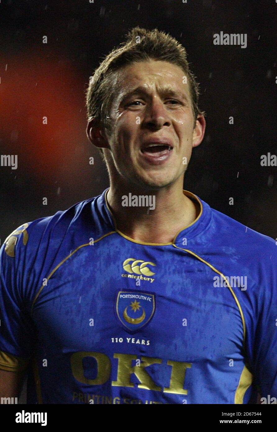 Head shot headshot portrait football datacoapplies hi-res stock ...