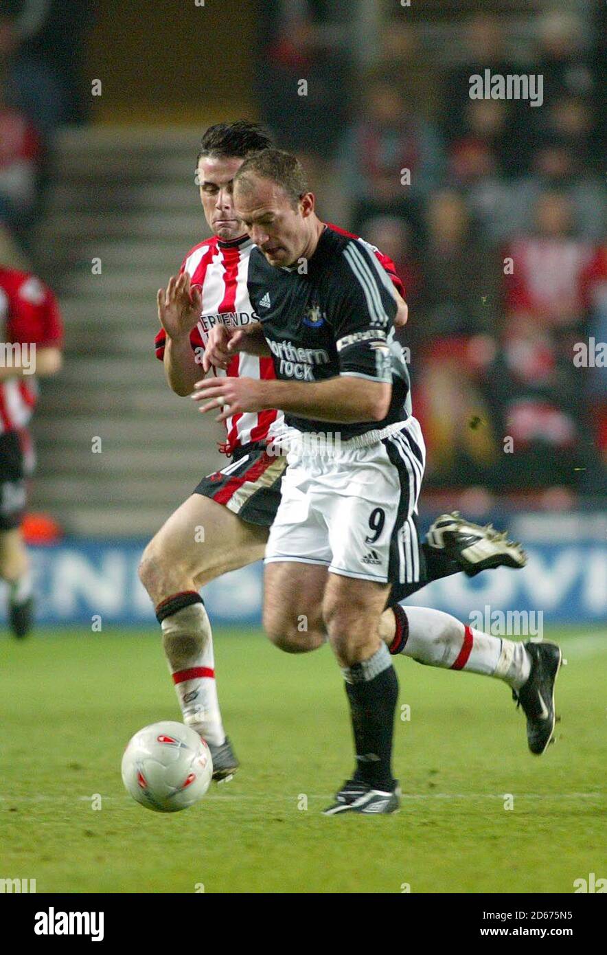 Newcastle United's Alan Shearer and Southampton's David Prutton Stock ...