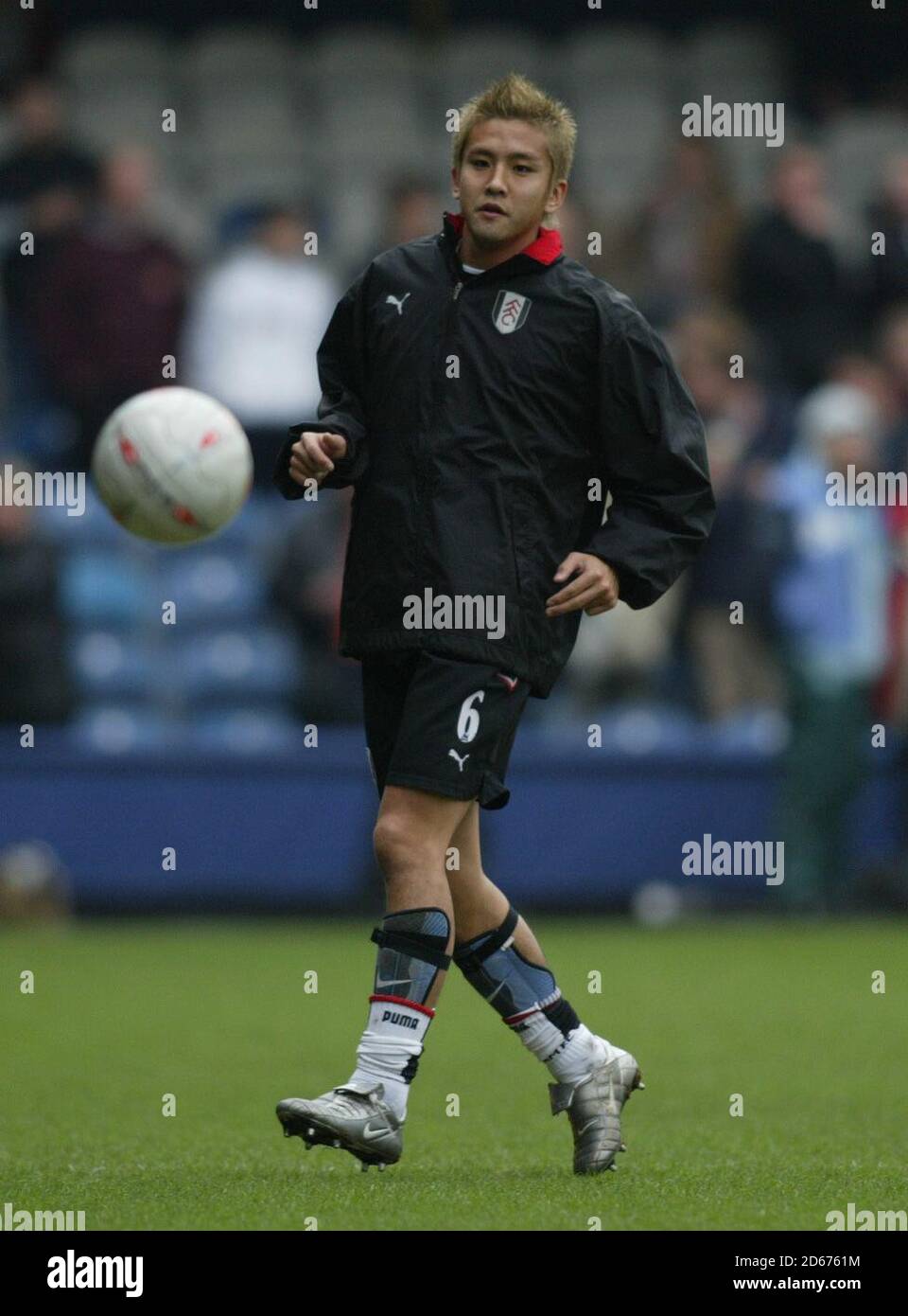 Fulham's Junichi Inamoto Stock Photo - Alamy