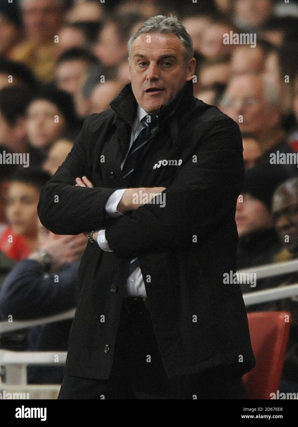 Cardiff city manager dave jones on touchline hi-res stock photography ...