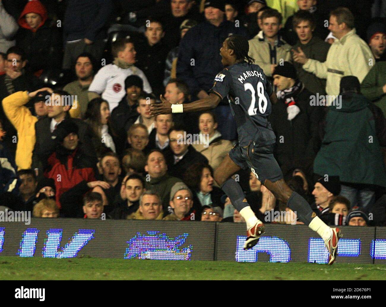 Hull City's Alberto Manucho celebrates his goal Stock Photo - Alamy