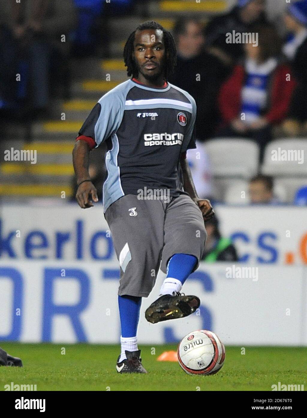 Kelly youga hi-res stock photography and images - Alamy