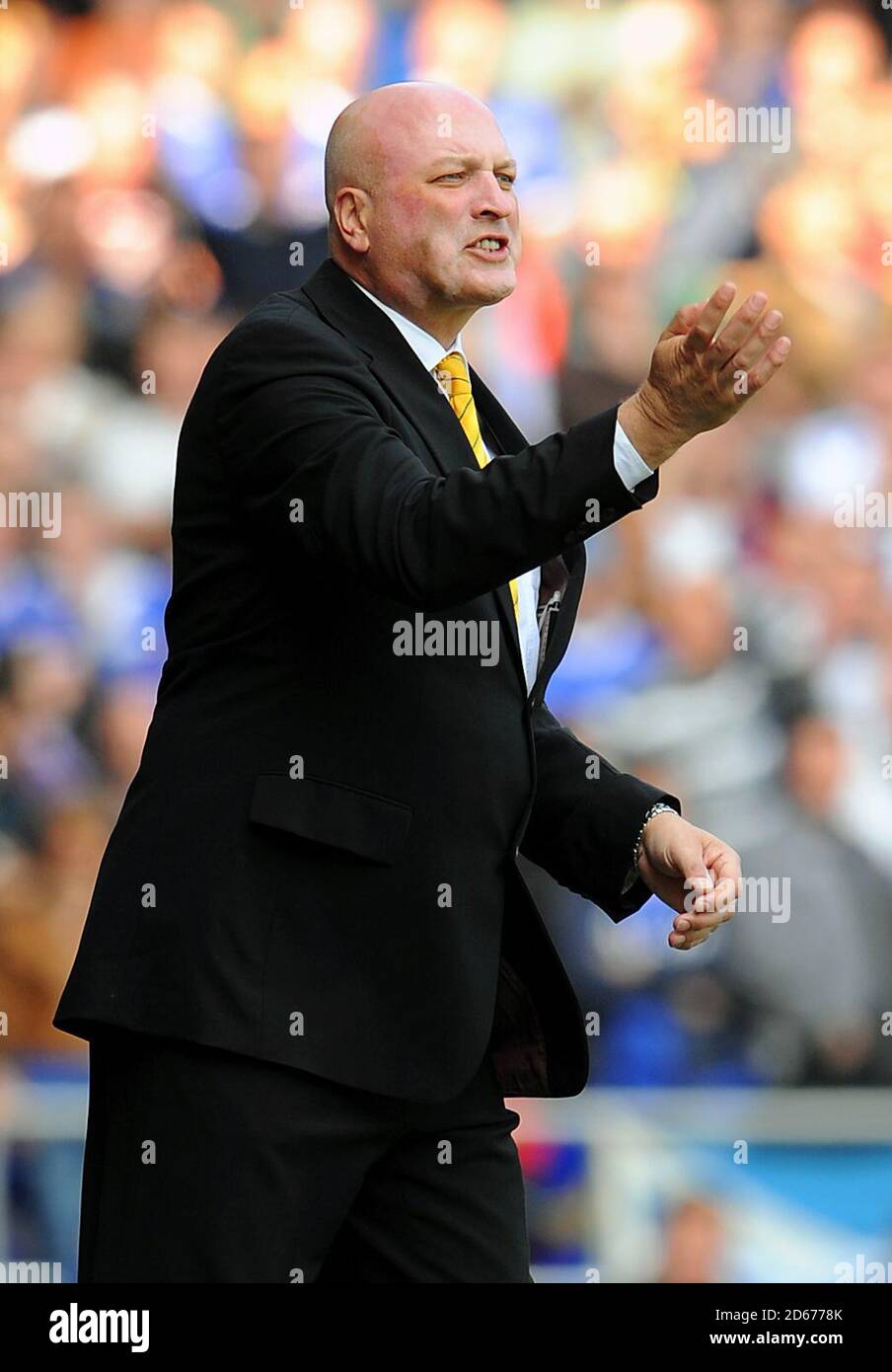 Norwich manager bryan gunn hi-res stock photography and images - Alamy