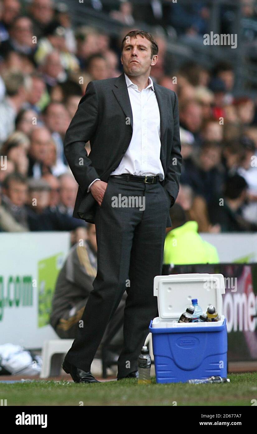 Charlton Athletic's Manager Phil Parkinson Stock Photo - Alamy