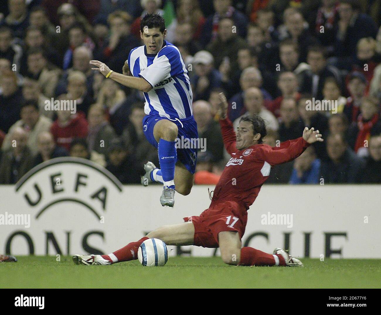 Liverpool's Josemi and Deportivo La Coruna's Alberto Luque Stock Photo ...