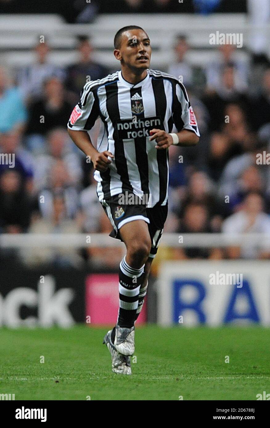 Danny Simpson, Newcastle United Stock Photo - Alamy