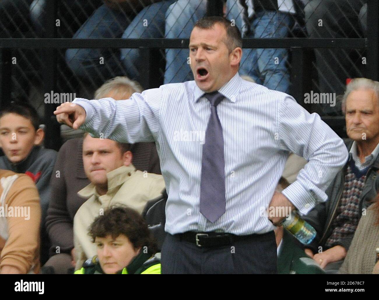 Notts County manager Ian McParland on the touchline Stock Photo - Alamy