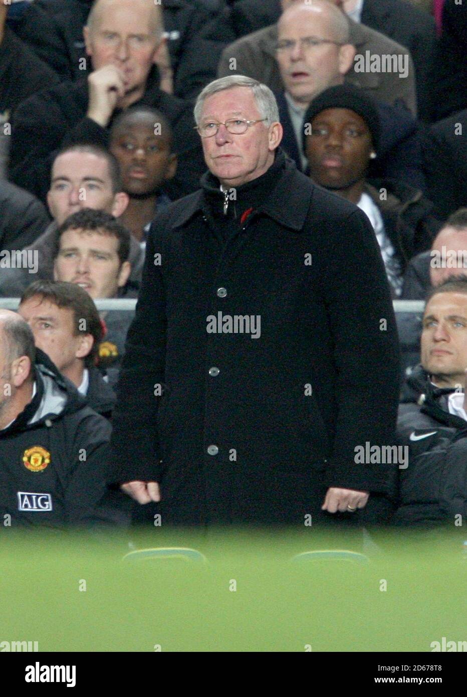 Manchester United manager Alex Ferguson on the touchline Stock Photo ...