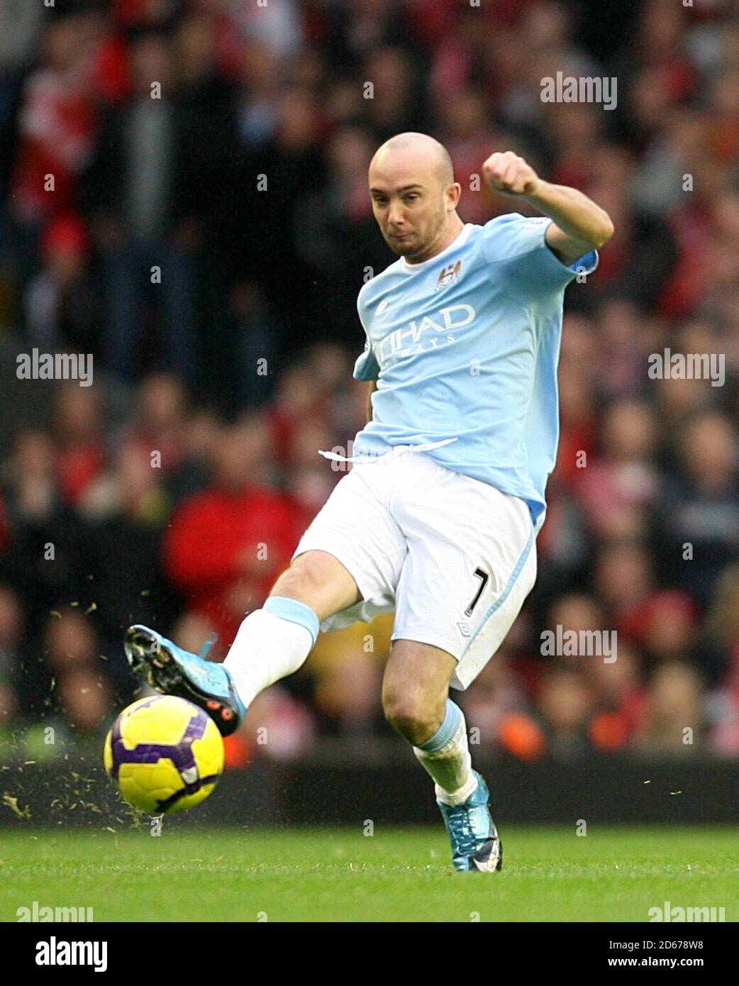 Stephen ireland manchester city hi-res stock photography and images - Alamy