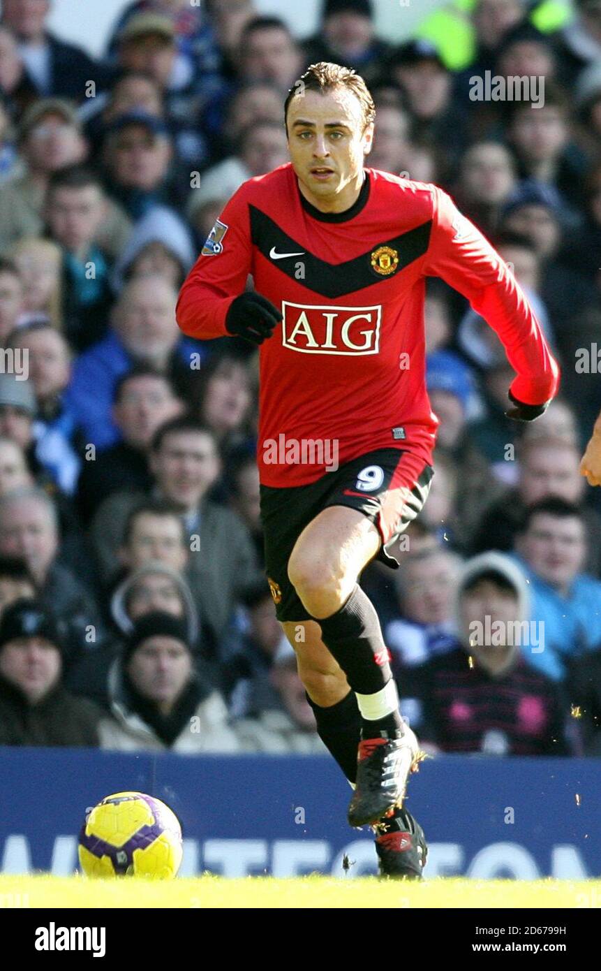Berbatov manchester united hi-res stock photography and images - Alamy