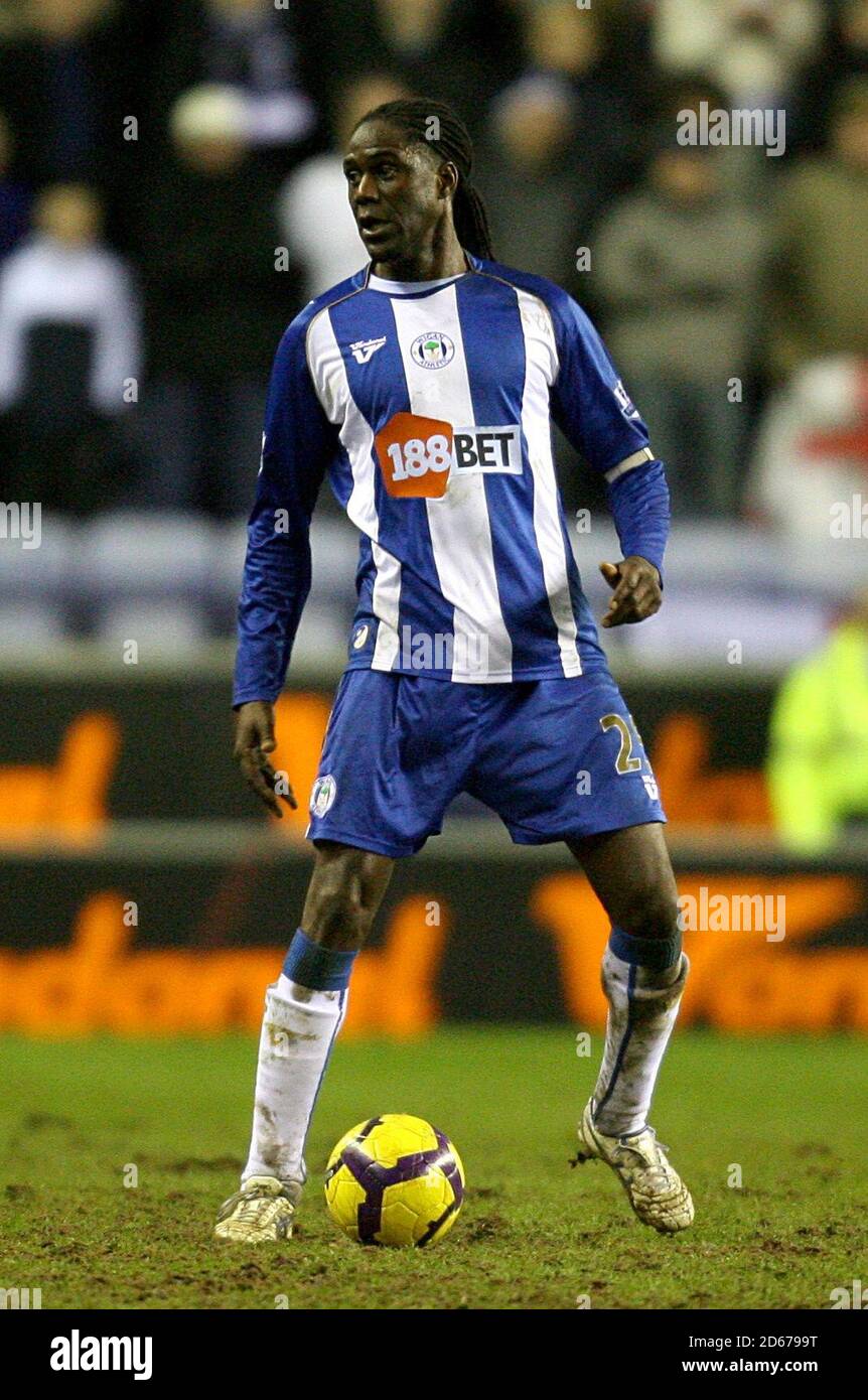 Mario Melchiot, Wigan Athletic Stock Photo - Alamy