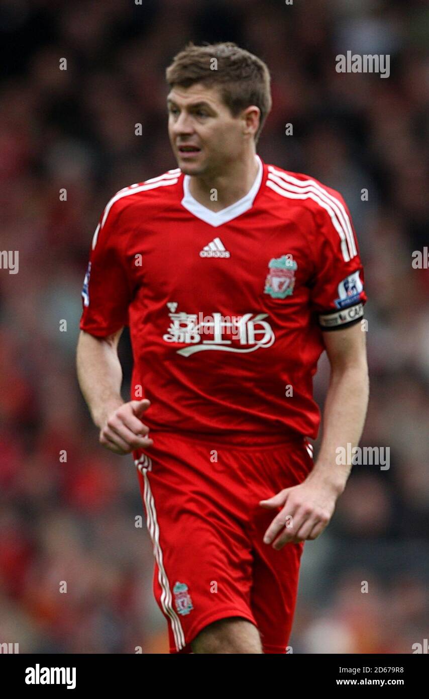 Soccer steven gerrard hi-res stock photography and images - Alamy