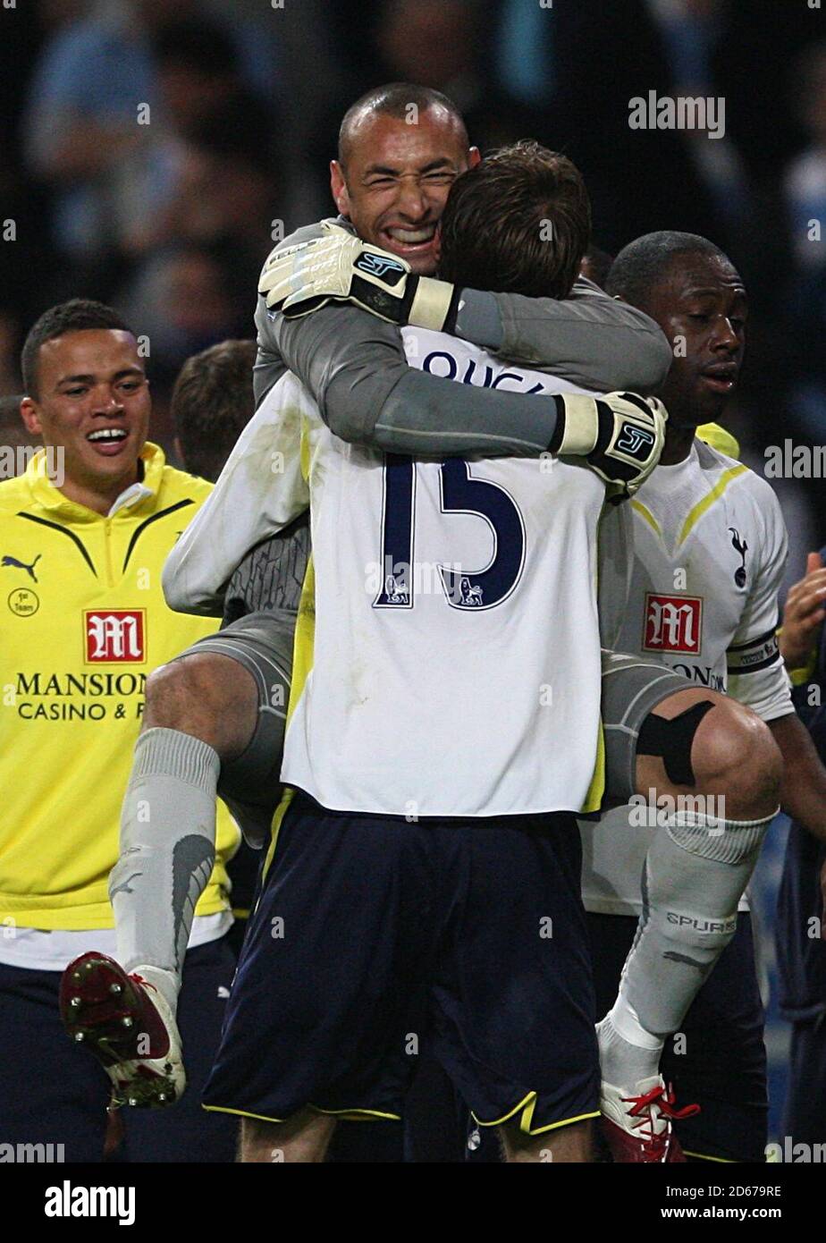 Tottenham hotspurs peter crouch 15 hi-res stock photography and images ...
