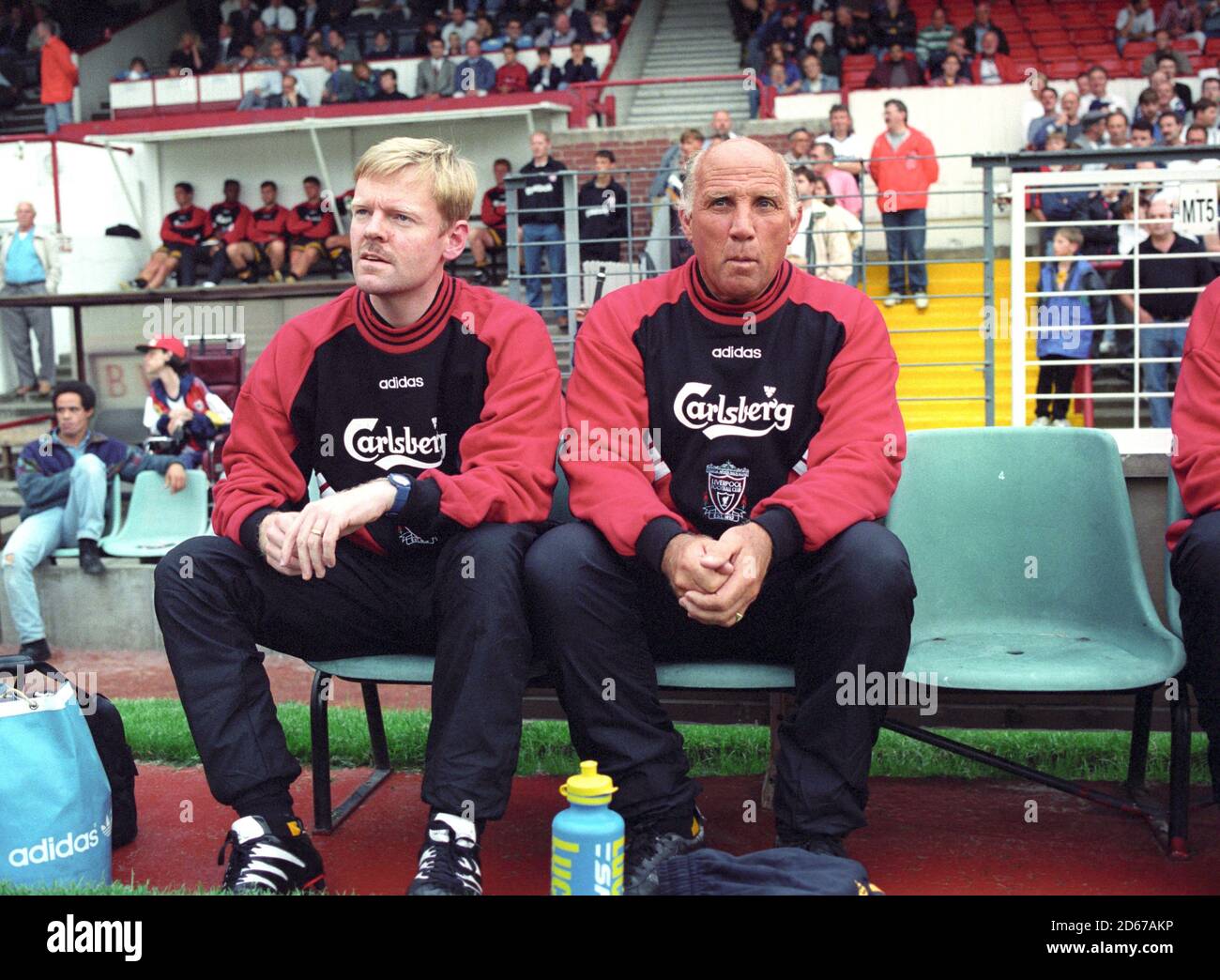 Ronnie moran hi-res stock photography and images - Alamy