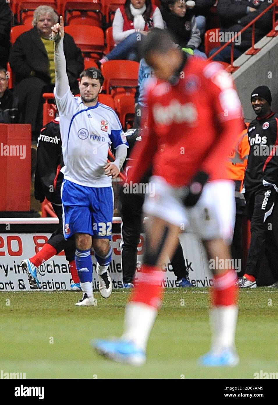 Charlie austin swindon charlton hi-res stock photography and images - Alamy