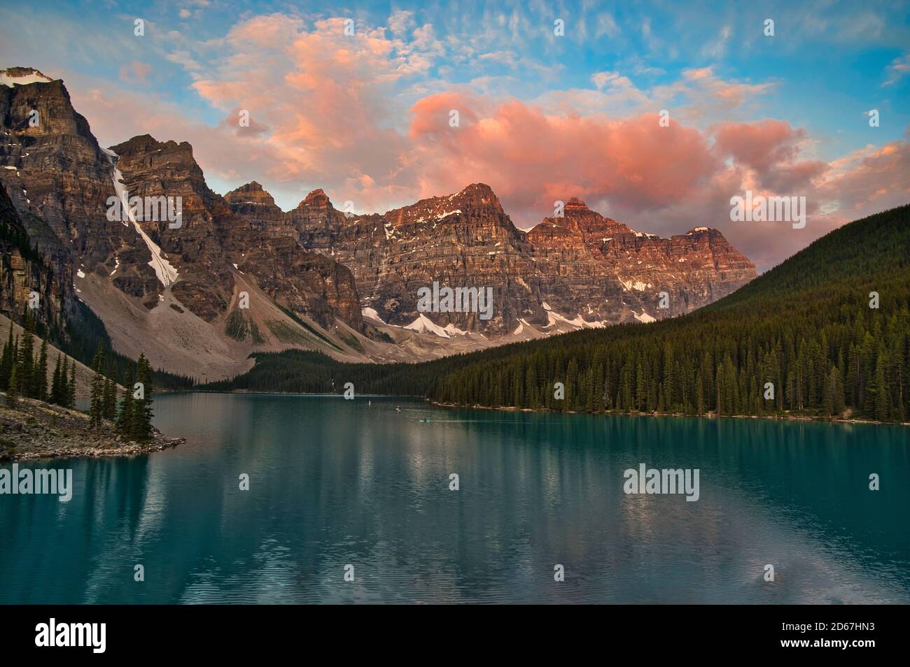 Beautiful Lake with Mountain Backdrop Stock Photo - Alamy