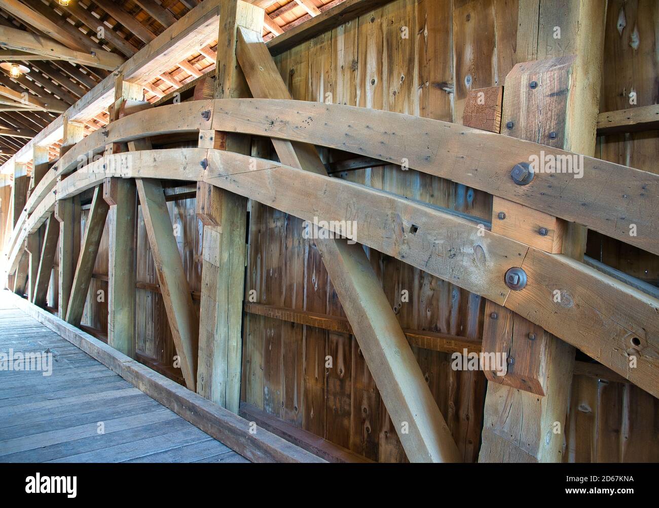 Close Up View of the Burr Arch Truss of a Restored Old 1844 Covered ...