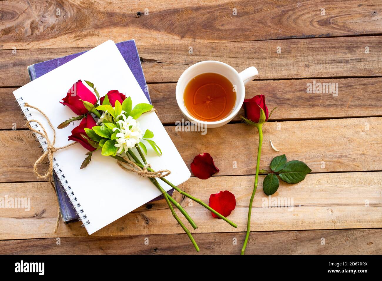 Planner floral design hi-res stock photography and images - Alamy