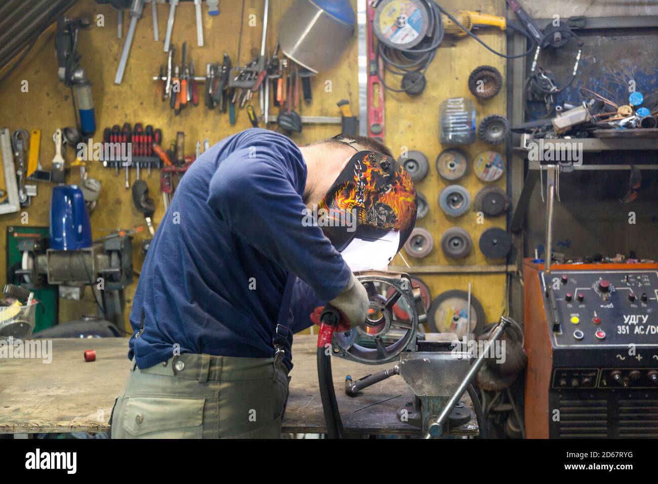 Tig welding car hi-res stock photography and images - Alamy