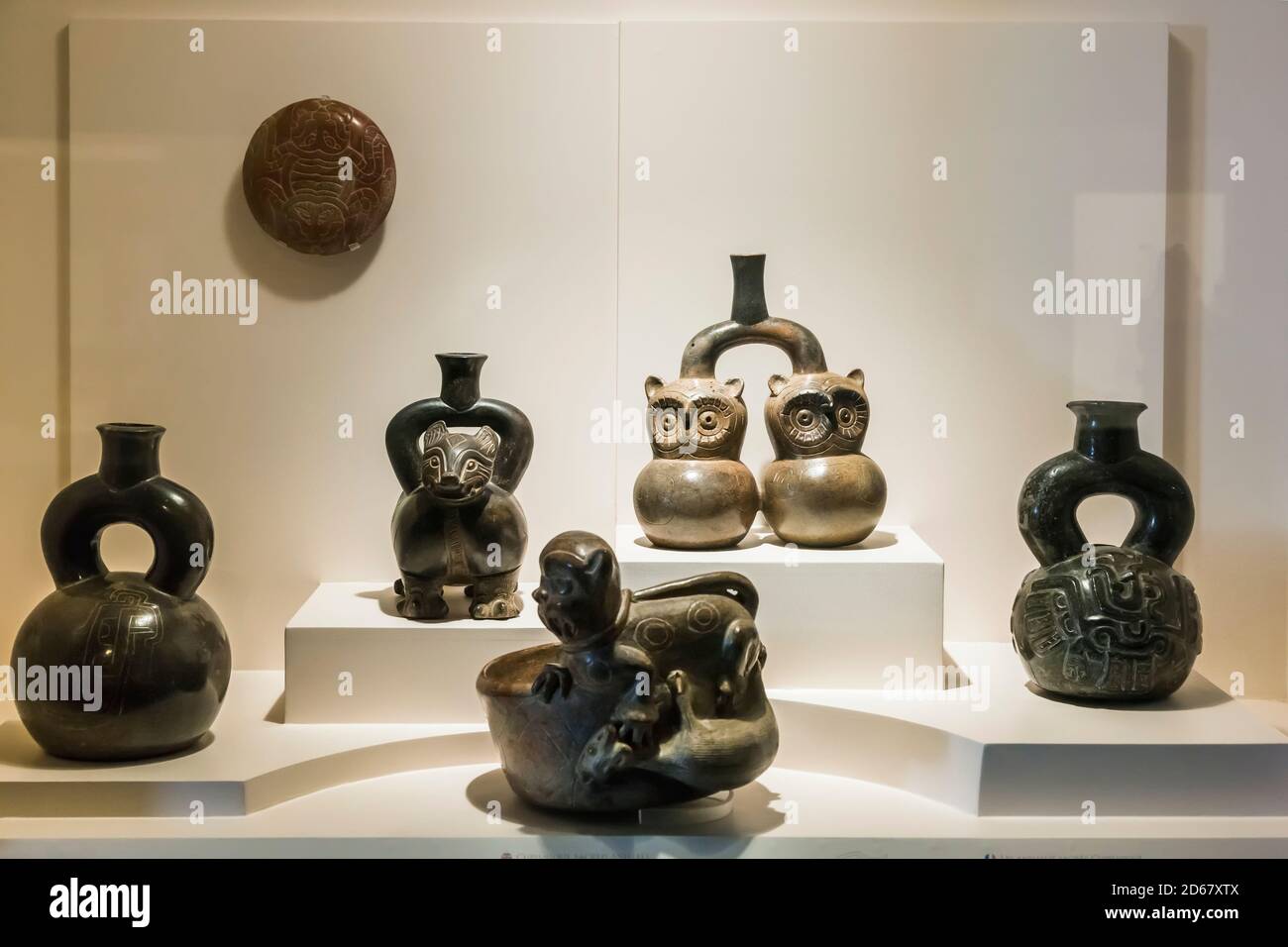 Pre-Columbian ceramics of Larco museum, Larco herrera museum, "Museo ...