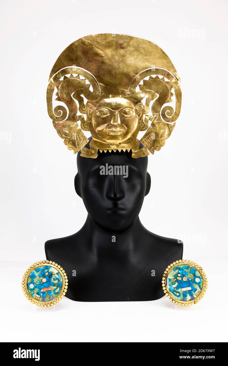 Pre-Columbian golden crown and earrings, Larco museum, Larco herrera ...