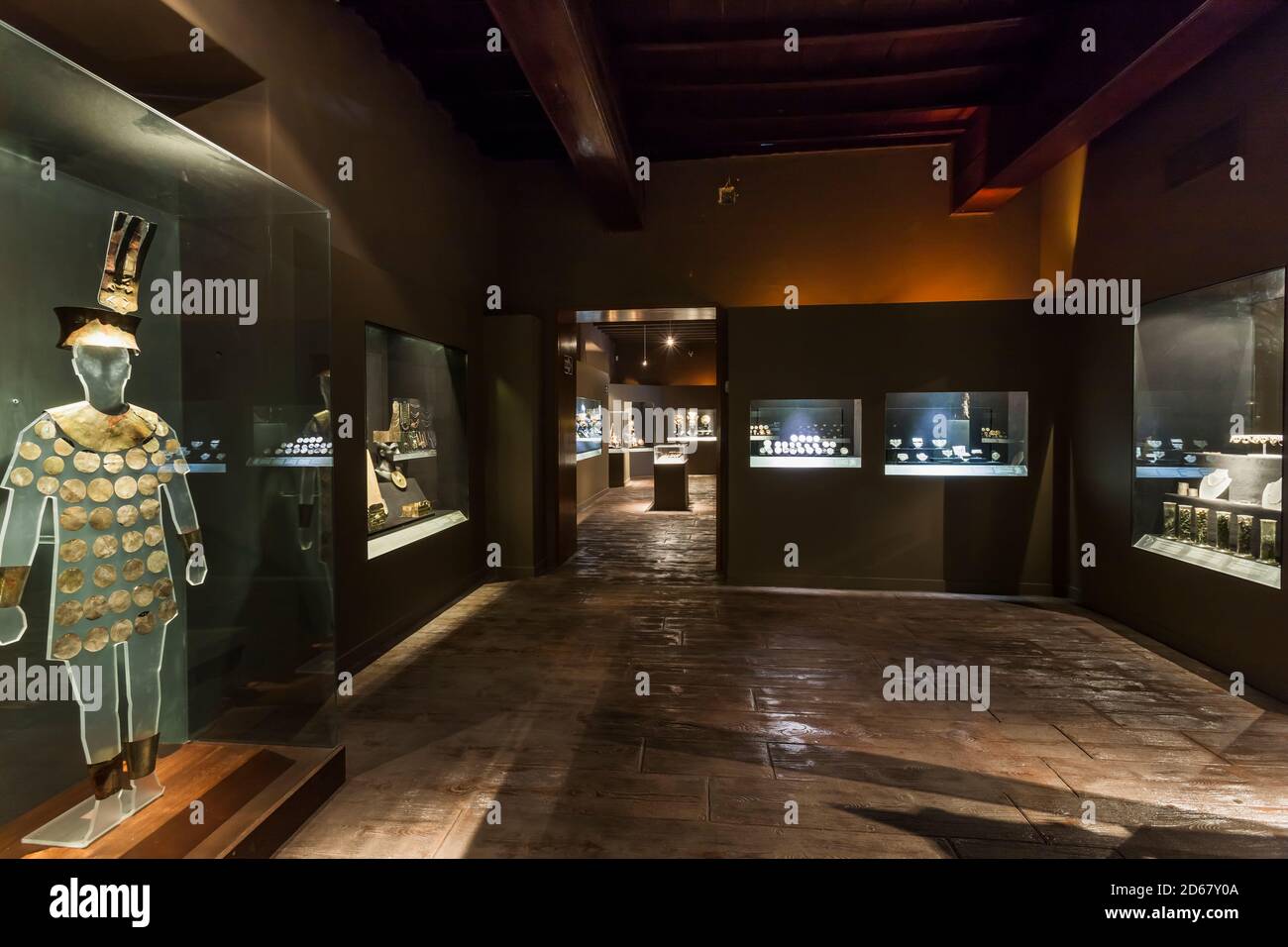 Pre-Columbian gallery of Larco museum, Larco herrera museum, "Museo ...