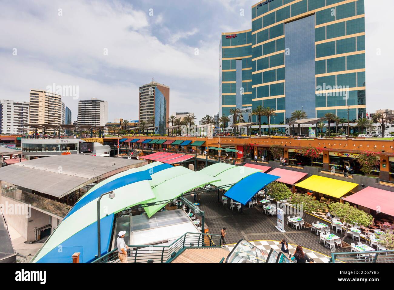 Larcomar Shopping Centre, and Atrantic ocean, Miraflores, Lima, Peru ...